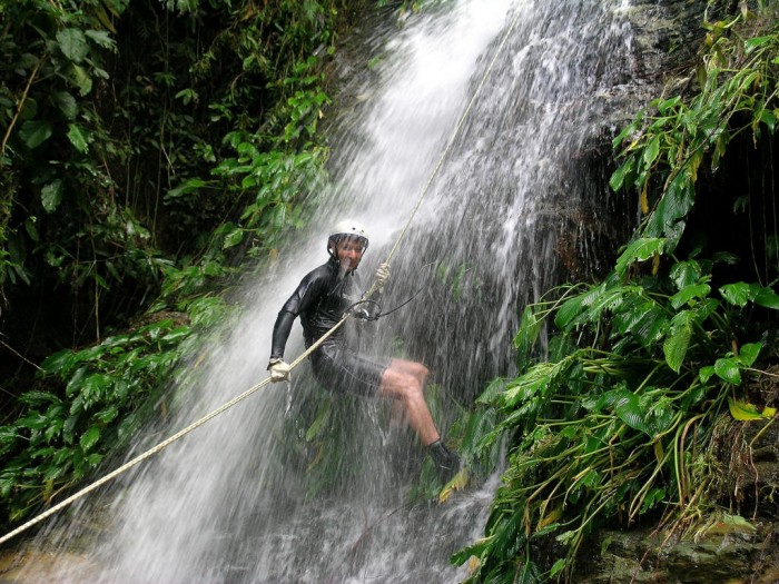 Quem pode praticar o Canyoning - Trilhas e Aventuras