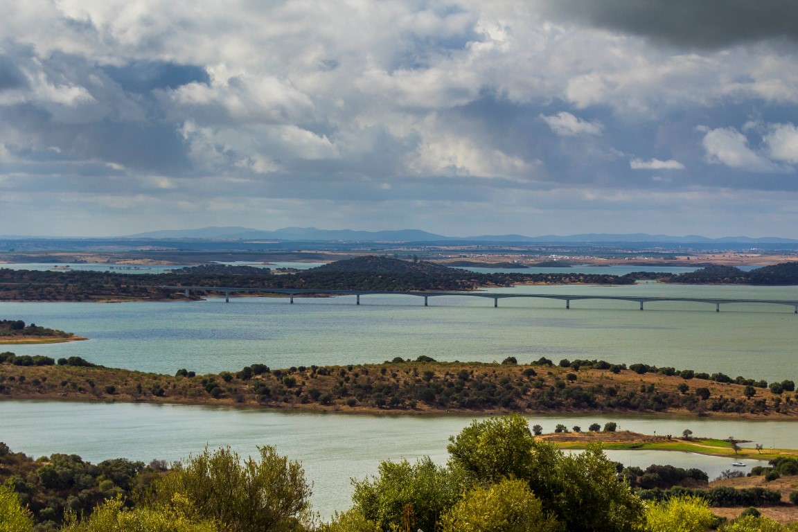 Vista do Lago Alqueva_Crédito - Turismo do Alentejo - Trilhas e Aventuras